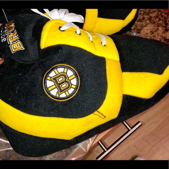 Comfy Feet | Shoes | Boston Bruins Sneaker Slipper Xl Comfy | Poshmark